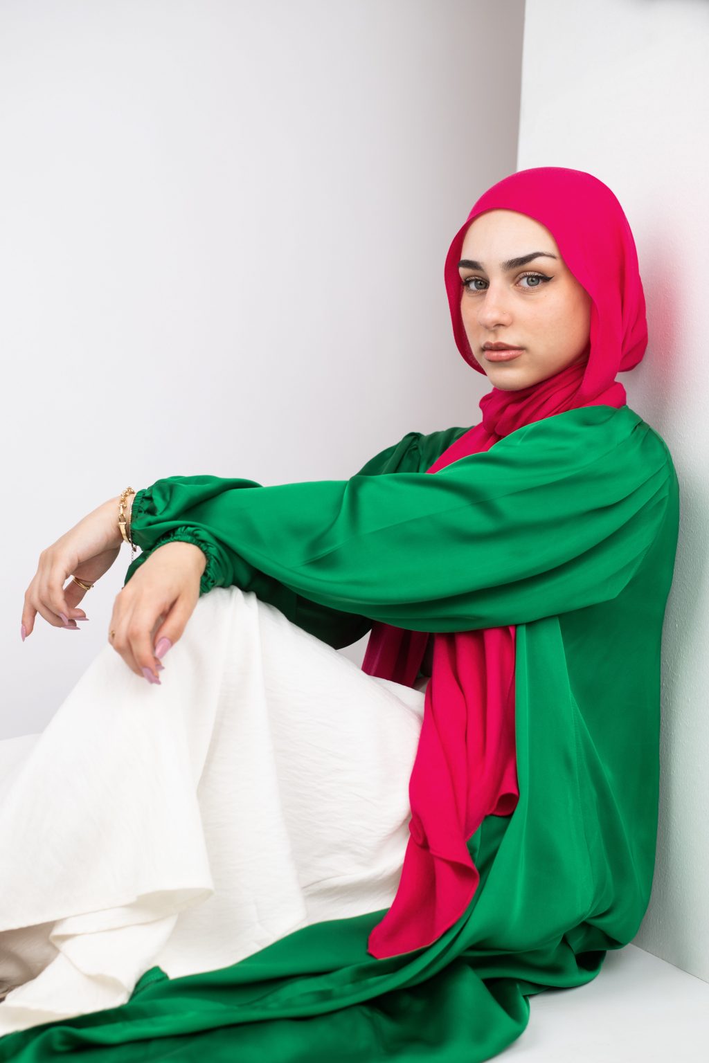 Hot Pink Elegance: Premium Hot Pink Hijab - EMMA
